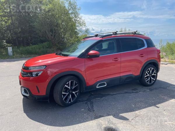 Red Citroen C5 Aircross 2019 in Riga, with an engine capacity of 2.00 L and mileage of 128 thousand km for 14650 €, photo 1 on AUTOMOTO.COM.LV