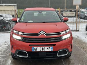 Sarkans Citroen C5 Aircross 2022 Viļņa, ar dzinēja tilpumu 1.50 L un nobraukumu 154 tūkst. km par 12704 €, foto 2 vietnē AUTOMOTO.COM.LV