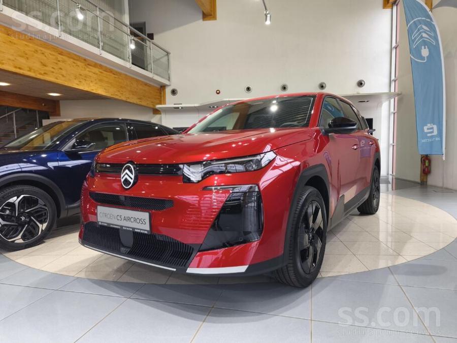 Sarkans Citroen C5 Aircross 2026 Rīga, ar dzinēja tilpumu 1.20 L un nobraukumu 5 tūkst. km par 33605 €, foto 1 vietnē AUTOMOTO.COM.LV