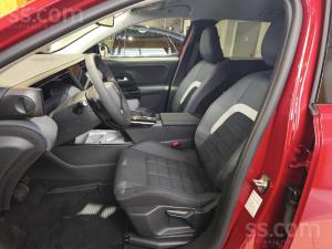 Sarkans Citroen C5 Aircross 2026 Rīga, ar dzinēja tilpumu 1.20 L un nobraukumu 5 tūkst. km par 33605 €, foto 6 vietnē AUTOMOTO.COM.LV