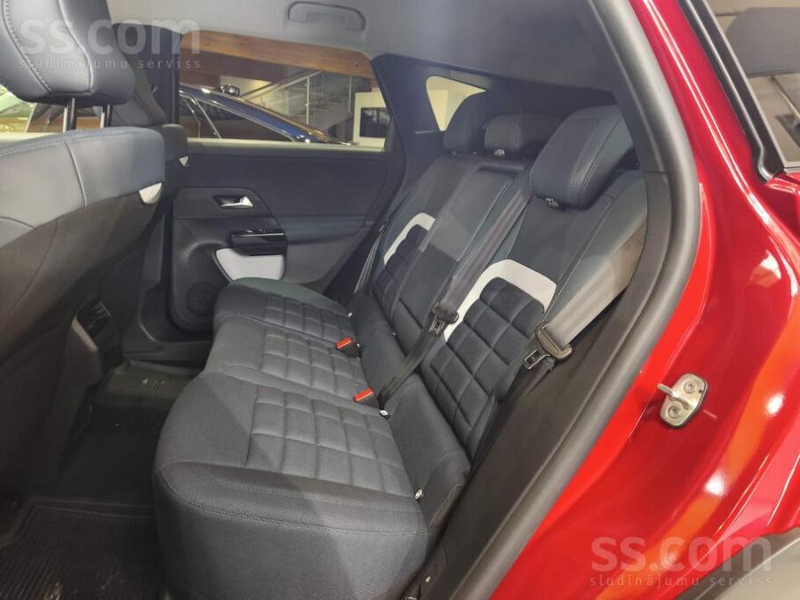 Sarkans Citroen C5 Aircross 2026 Rīga, ar dzinēja tilpumu 1.20 L un nobraukumu 5 tūkst. km par 33605 €, foto 7 vietnē AUTOMOTO.COM.LV
