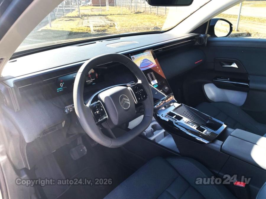 Citroen C5 Aircross 2025 Narva, ar dzinēja tilpumu 1.20 L un nobraukumu 5 tūkst. km par 30900 €, foto 8 vietnē AUTOMOTO.COM.LV