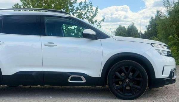 White Citroen C5 Aircross 2015 in Siauliai, with an engine capacity of 1.50 L and mileage of 222 thousand km for 13750 €, photo 10 on AUTOMOTO.COM.LV