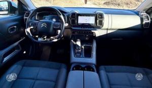 White Citroen C5 Aircross 2015 in Siauliai, with an engine capacity of 1.50 L and mileage of 222 thousand km for 13750 €, photo 21 on AUTOMOTO.COM.LV