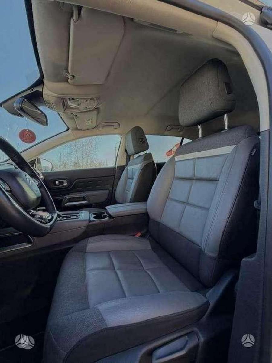 White Citroen C5 Aircross 2015 in Siauliai, with an engine capacity of 1.50 L and mileage of 222 thousand km for 13750 €, photo 22 on AUTOMOTO.COM.LV