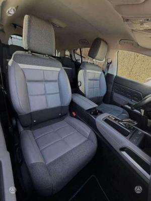 White Citroen C5 Aircross 2015 in Siauliai, with an engine capacity of 1.50 L and mileage of 222 thousand km for 13750 €, photo 23 on AUTOMOTO.COM.LV