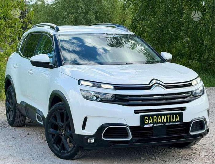 Balts Citroen C5 Aircross 2015 Šauļi, ar dzinēja tilpumu 1.50 L un nobraukumu 222 tūkst. km par 13750 €, foto 1 vietnē AUTOMOTO.COM.LV