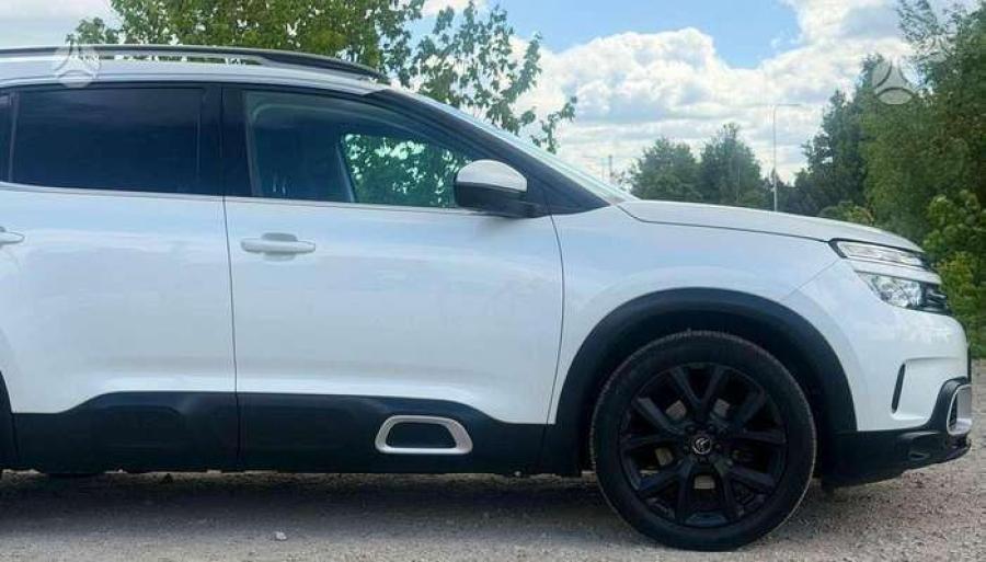 Balts Citroen C5 Aircross 2015 Šauļi, ar dzinēja tilpumu 1.50 L un nobraukumu 222 tūkst. km par 13750 €, foto 11 vietnē AUTOMOTO.COM.LV