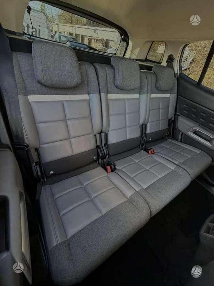 Balts Citroen C5 Aircross 2015 Šauļi, ar dzinēja tilpumu 1.50 L un nobraukumu 222 tūkst. km par 13750 €, foto 26 vietnē AUTOMOTO.COM.LV