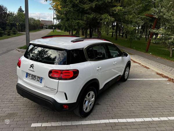 White Citroen C5 Aircross 2019 in Kaunas, with an engine capacity of 1.50 L and mileage of 194 thousand km for 11500 €, photo 11 on AUTOMOTO.COM.LV