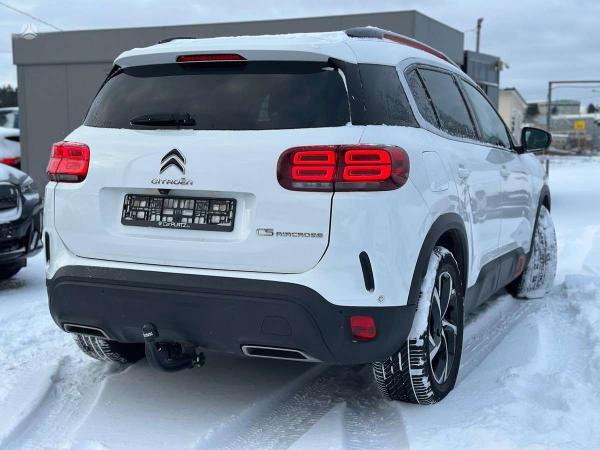 Белый Ситроен C5 Aircross 2019 в Вильнюс, объемом двигателя 1.20 л и пробегом 115 тыс. км за 11495 €, фото 9 на AUTOMOTO.COM.LV