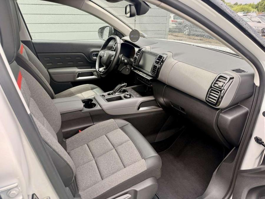 Balts Citroen C5 Aircross 2019 Panevēža, ar dzinēja tilpumu 1.50 L un nobraukumu 192 tūkst. km par 9900 €, foto 21 vietnē AUTOMOTO.COM.LV