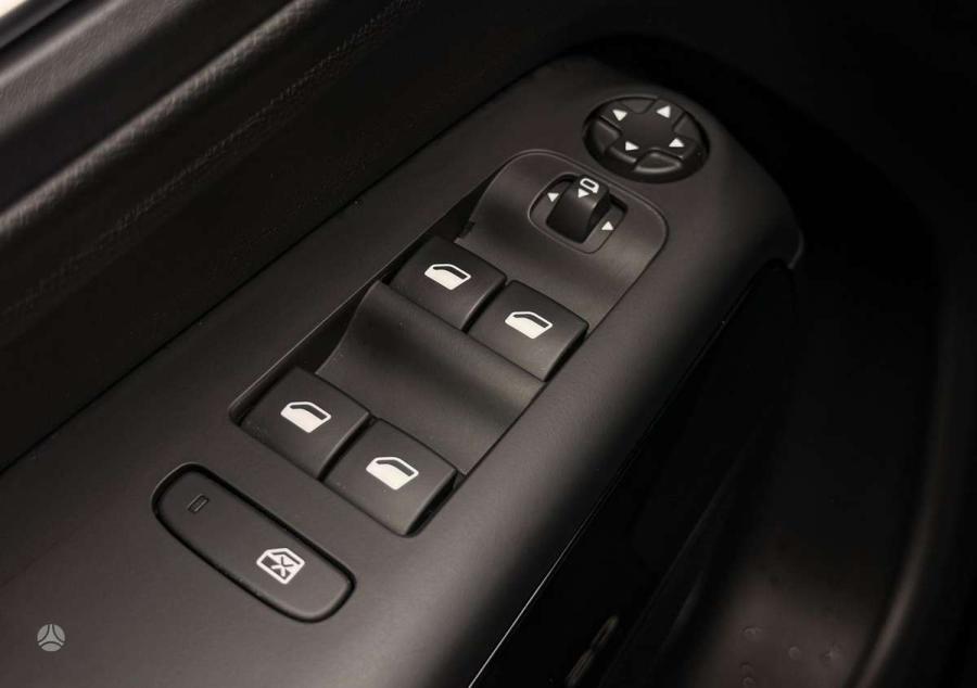 Balts Citroen C5 Aircross 2019 Panevēža, ar dzinēja tilpumu 1.50 L un nobraukumu 192 tūkst. km par 9900 €, foto 30 vietnē AUTOMOTO.COM.LV