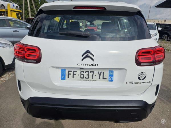 Белый Ситроен C5 Aircross 2019 в Таураге, объемом двигателя 1.50 л и пробегом 197 тыс. км за 9600 €, фото 6 на AUTOMOTO.COM.LV