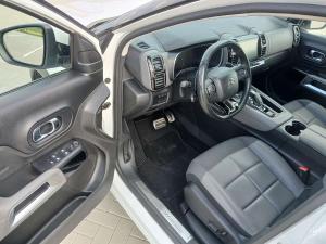 White Citroen C5 Aircross 2019 in Taurage, with an engine capacity of 2.00 L and mileage of 297 thousand km for 10400 €, photo 6 on AUTOMOTO.COM.LV
