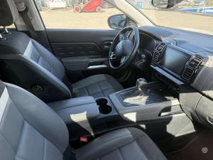 Balts Citroen C5 Aircross 2019 Kauņa, ar dzinēja tilpumu 1.20 L un nobraukumu 137 tūkst. km par 9900 €, foto 6 vietnē AUTOMOTO.COM.LV