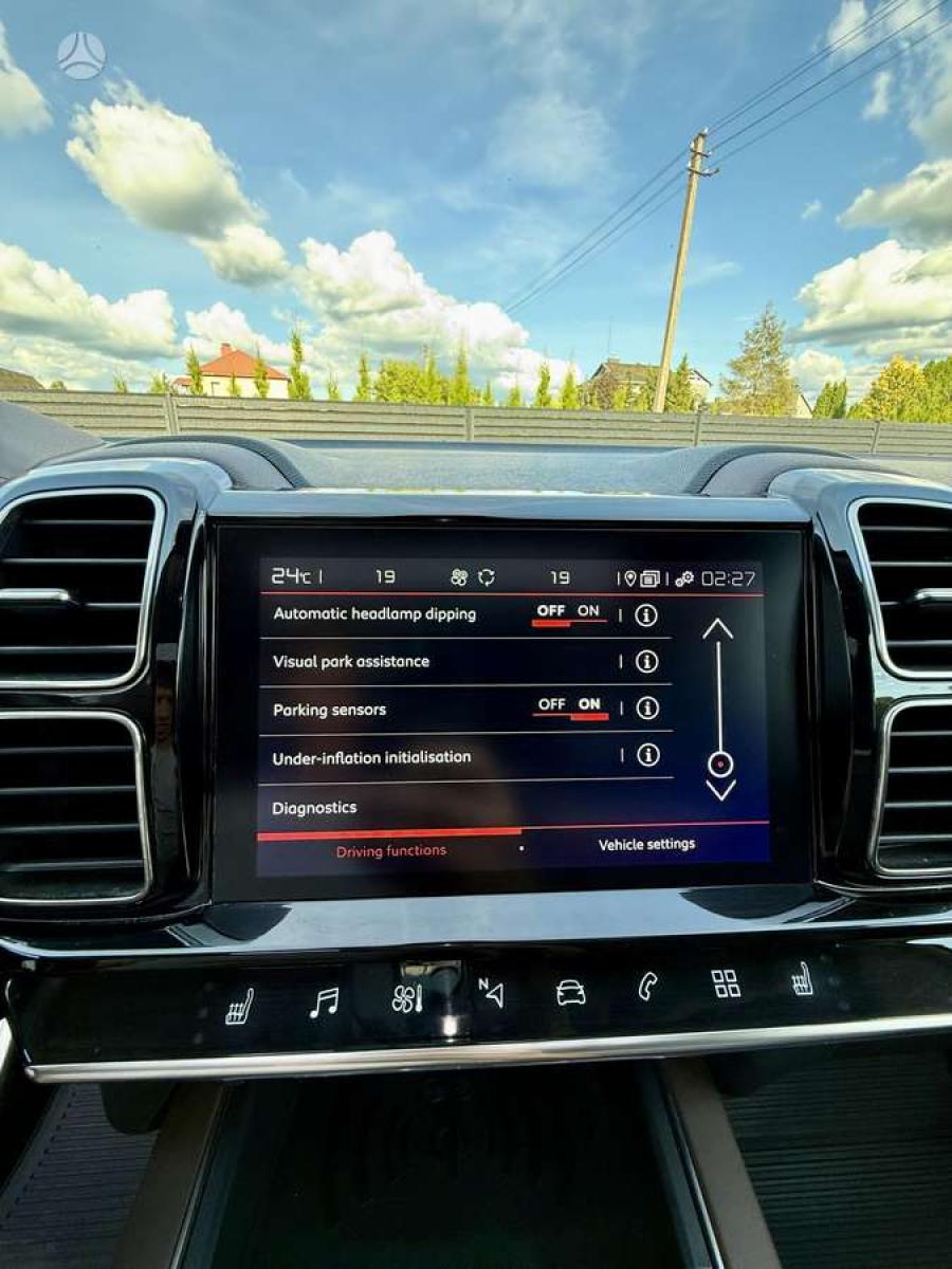 Balts Citroen C5 Aircross 2019 Tauragė, ar dzinēja tilpumu 1.46 L un nobraukumu 185 tūkst. km par 12700 €, foto 25 vietnē AUTOMOTO.COM.LV