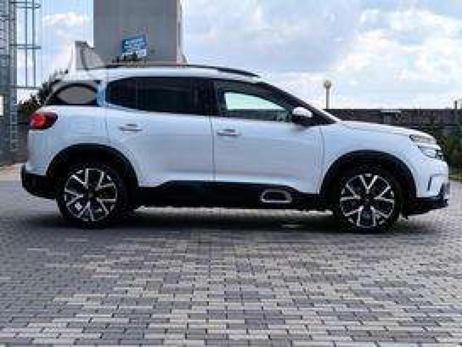 Balts Citroen C5 Aircross 2019 Šauļi, ar dzinēja tilpumu 1.50 L un nobraukumu 284 tūkst. km par 13950 €, foto 7 vietnē AUTOMOTO.COM.LV