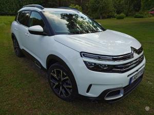 Белый Ситроен C5 Aircross 2019 в Аникщяй, объемом двигателя 2.00 л и пробегом 206 тыс. км за 13900 €, фото  на AUTOMOTO.COM.LV