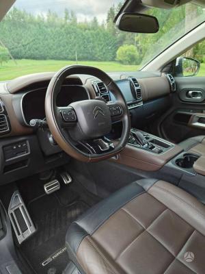 Белый Ситроен C5 Aircross 2019 в Аникщяй, объемом двигателя 2.00 л и пробегом 206 тыс. км за 13900 €, фото 14 на AUTOMOTO.COM.LV