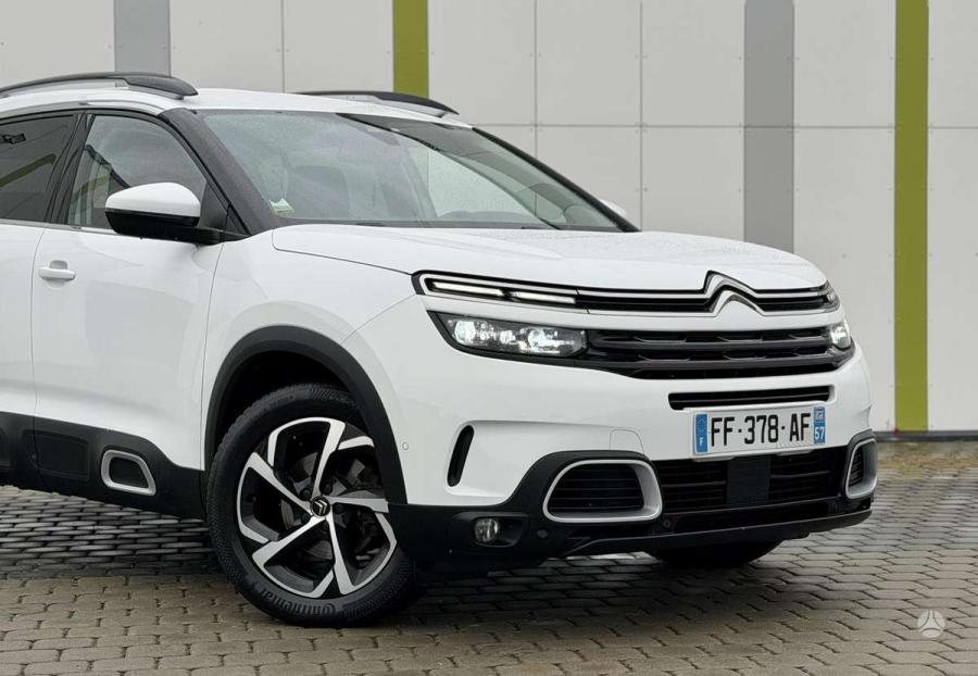 Белый Ситроен C5 Aircross 2019 в Таураге, объемом двигателя 1.20 л и пробегом 149 тыс. км за 9400 €, фото 12 на AUTOMOTO.COM.LV
