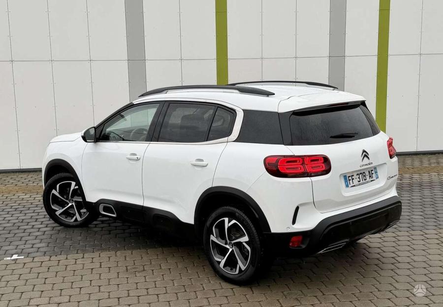 Белый Ситроен C5 Aircross 2019 в Таураге, объемом двигателя 1.20 л и пробегом 149 тыс. км за 9400 €, фото 28 на AUTOMOTO.COM.LV