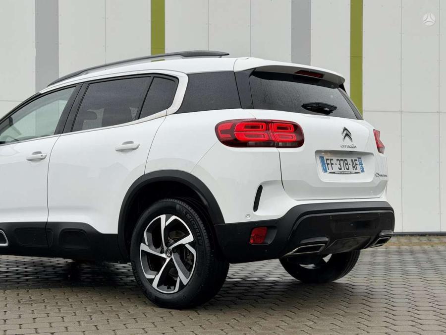 Белый Ситроен C5 Aircross 2019 в Таураге, объемом двигателя 1.20 л и пробегом 149 тыс. км за 9400 €, фото 29 на AUTOMOTO.COM.LV