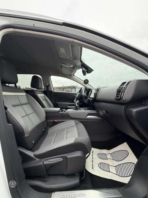 Белый Ситроен C5 Aircross 2019 в Таураге, объемом двигателя 1.20 л и пробегом 149 тыс. км за 9400 €, фото 37 на AUTOMOTO.COM.LV