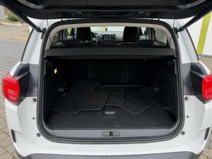 Белый Ситроен C5 Aircross 2019 в Таураге, объемом двигателя 1.20 л и пробегом 149 тыс. км за 9400 €, фото 41 на AUTOMOTO.COM.LV