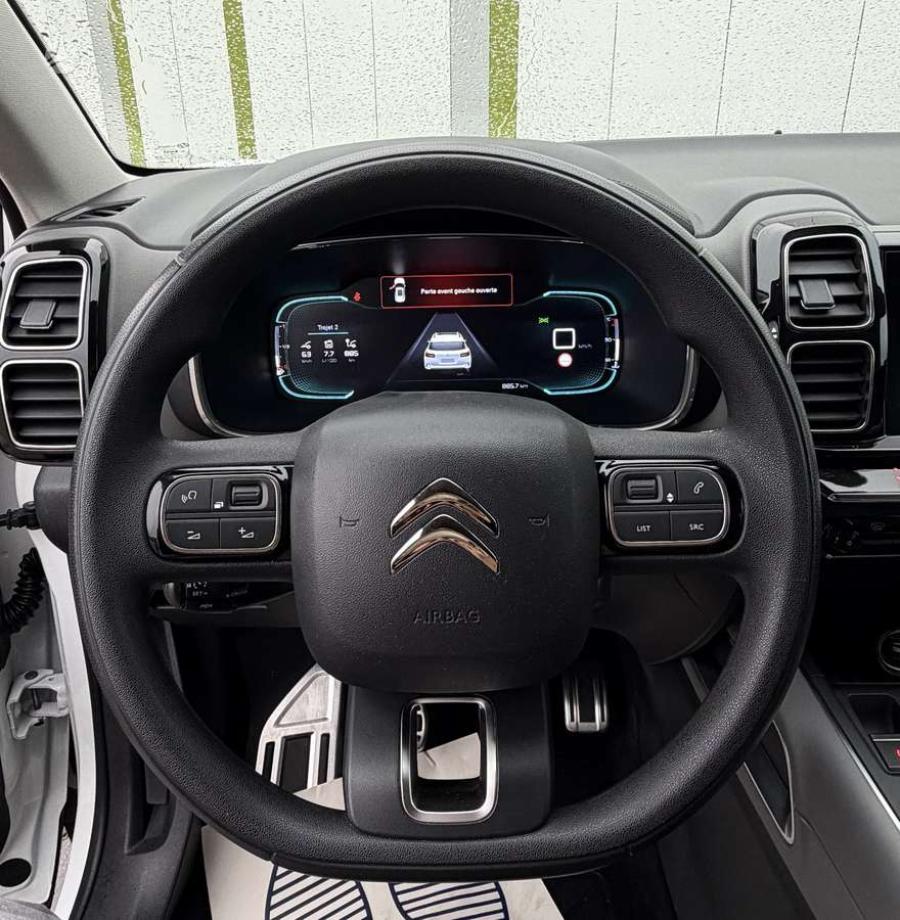 Белый Ситроен C5 Aircross 2019 в Таураге, объемом двигателя 1.20 л и пробегом 149 тыс. км за 9400 €, фото 53 на AUTOMOTO.COM.LV