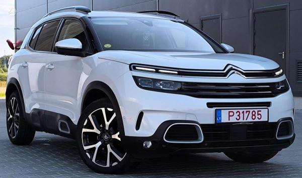 White Citroen C5 Aircross 2019 in Siauliai, with an engine capacity of 1.50 L and mileage of 284 thousand km for 13950 €, photo 1 on AUTOMOTO.COM.LV