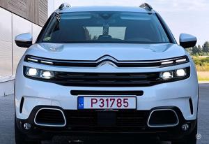 White Citroen C5 Aircross 2019 in Siauliai, with an engine capacity of 1.50 L and mileage of 284 thousand km for 13950 €, photo 3 on AUTOMOTO.COM.LV
