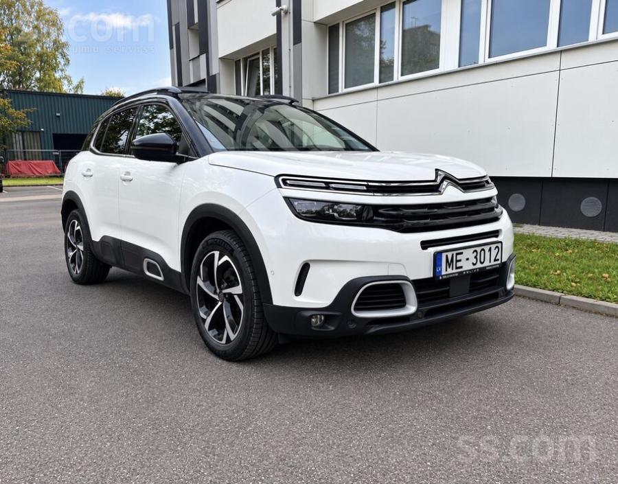 Белый Ситроен C5 Aircross 2019 в Рига, объемом двигателя 1.60 л и пробегом 175 тыс. км за 12390 €, фото 1 на AUTOMOTO.COM.LV
