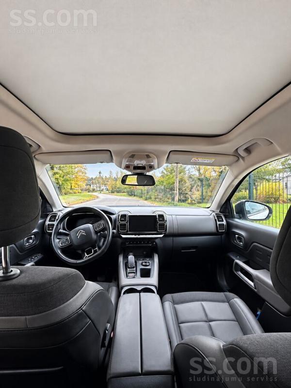 Ситроен C5 Aircross 2019 в Рига на AUTOMOTO.COM.LV Белый Ситроен C5 Aircross 2019 в Рига, объемом двигателя 1.60 л и пробегом 175 тыс. км за 12390 €, фото 6 на AUTOMOTO.COM.LV