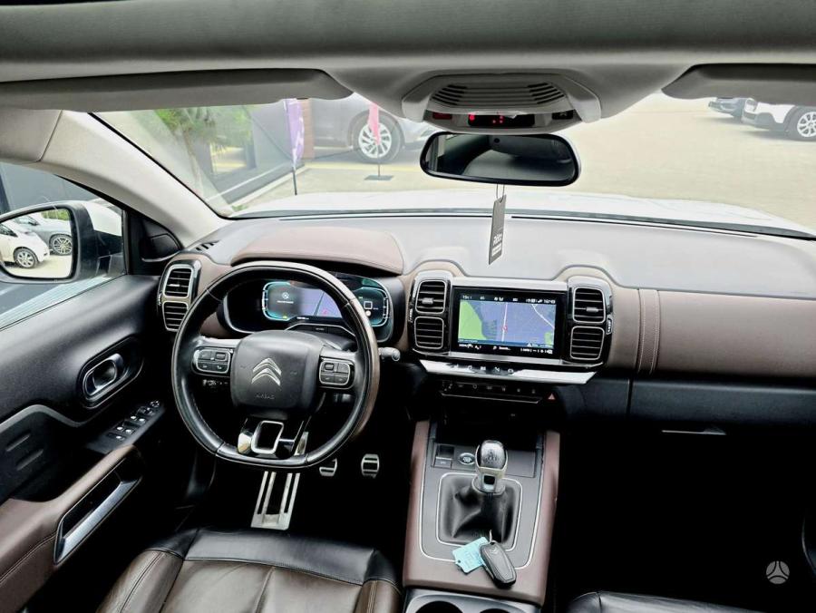 Balts Citroen C5 Aircross 2019 Tauragė, ar dzinēja tilpumu 1.20 L un nobraukumu 190 tūkst. km par 8800 €, foto 15 vietnē AUTOMOTO.COM.LV