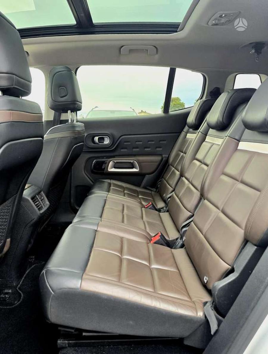 Balts Citroen C5 Aircross 2019 Tauragė, ar dzinēja tilpumu 1.20 L un nobraukumu 190 tūkst. km par 8800 €, foto 31 vietnē AUTOMOTO.COM.LV