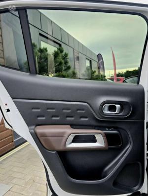 Balts Citroen C5 Aircross 2019 Tauragė, ar dzinēja tilpumu 1.20 L un nobraukumu 190 tūkst. km par 8800 €, foto 38 vietnē AUTOMOTO.COM.LV