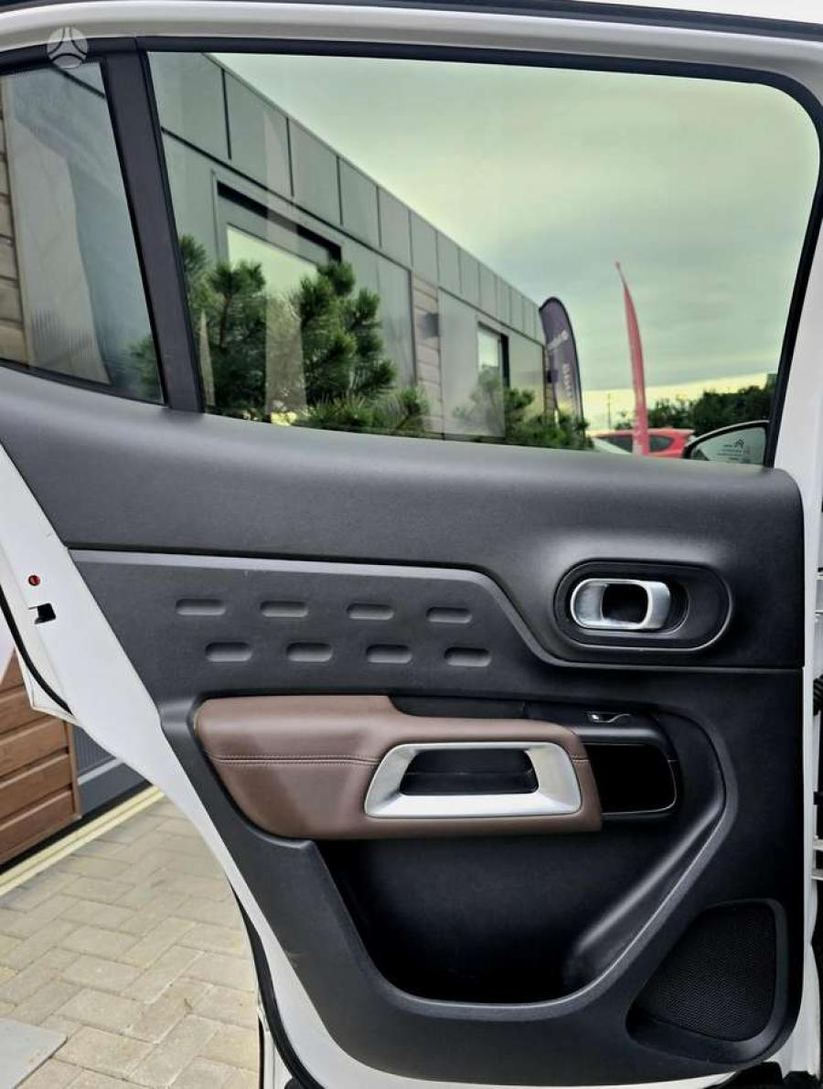 Balts Citroen C5 Aircross 2019 Tauragė, ar dzinēja tilpumu 1.20 L un nobraukumu 190 tūkst. km par 8800 €, foto 38 vietnē AUTOMOTO.COM.LV