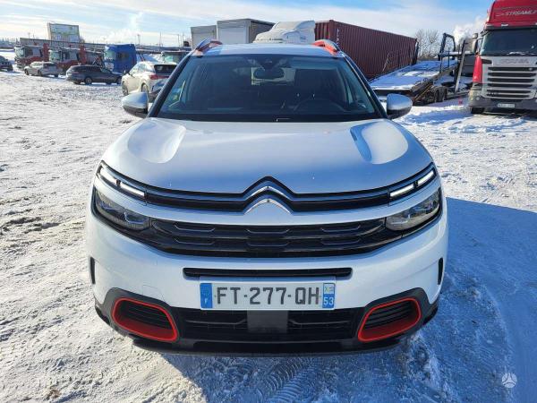 Balts Citroen C5 Aircross 2020 Tauragė, ar dzinēja tilpumu 1.50 L un nobraukumu 201 tūkst. km par 11500 €, foto  vietnē AUTOMOTO.COM.LV