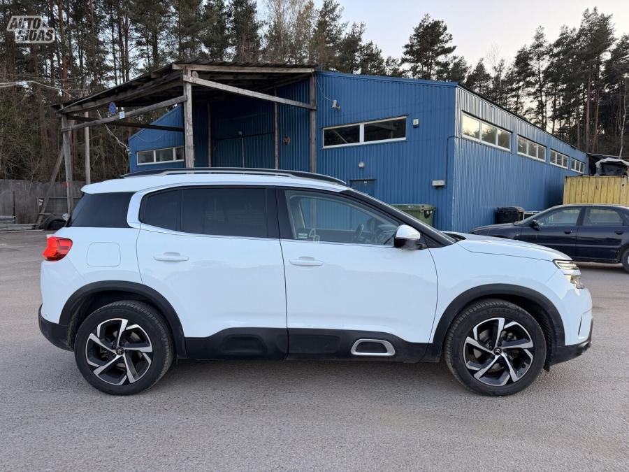 Белый Ситроен C5 Aircross 2020 в Вильнюс, объемом двигателя 1.50 л и пробегом 185 тыс. км за 12150 €, фото 6 на AUTOMOTO.COM.LV