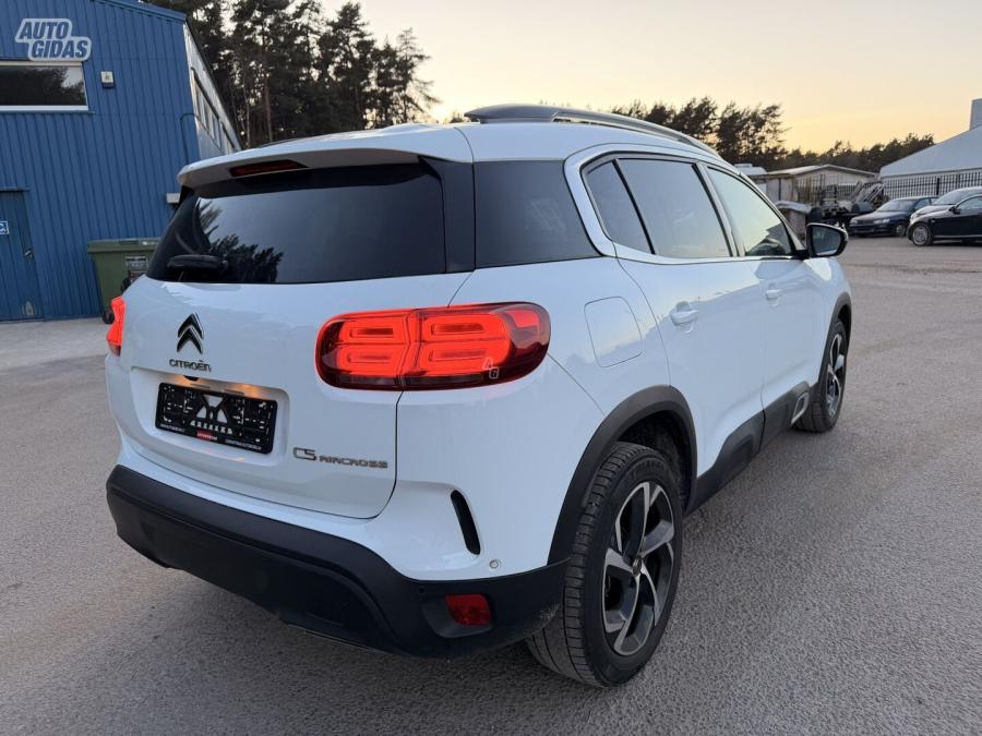 Белый Ситроен C5 Aircross 2020 в Вильнюс, объемом двигателя 1.50 л и пробегом 185 тыс. км за 12150 €, фото 7 на AUTOMOTO.COM.LV