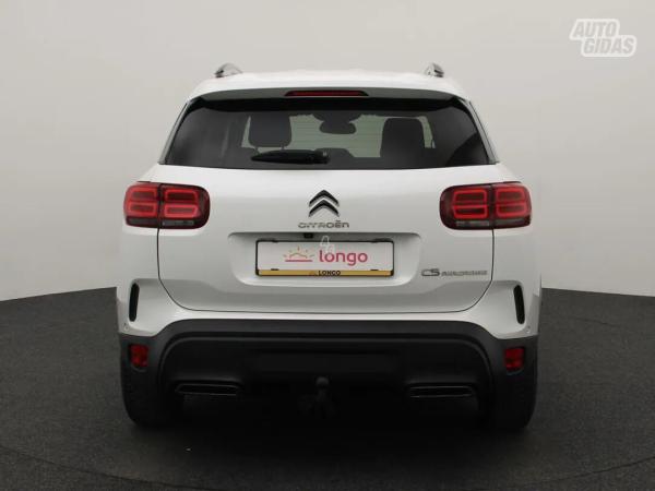White Citroen C5 Aircross 2020 in Vilnius, with an engine capacity of 1.50 L and mileage of 206 thousand km for 11199 €, photo 5 on AUTOMOTO.COM.LV
