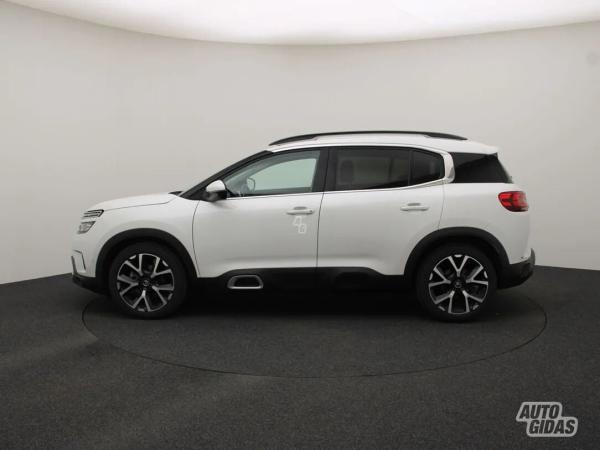 White Citroen C5 Aircross 2020 in Vilnius, with an engine capacity of 1.50 L and mileage of 206 thousand km for 11199 €, photo 6 on AUTOMOTO.COM.LV