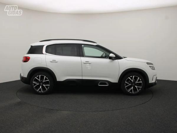 White Citroen C5 Aircross 2020 in Vilnius, with an engine capacity of 1.50 L and mileage of 206 thousand km for 11199 €, photo 9 on AUTOMOTO.COM.LV