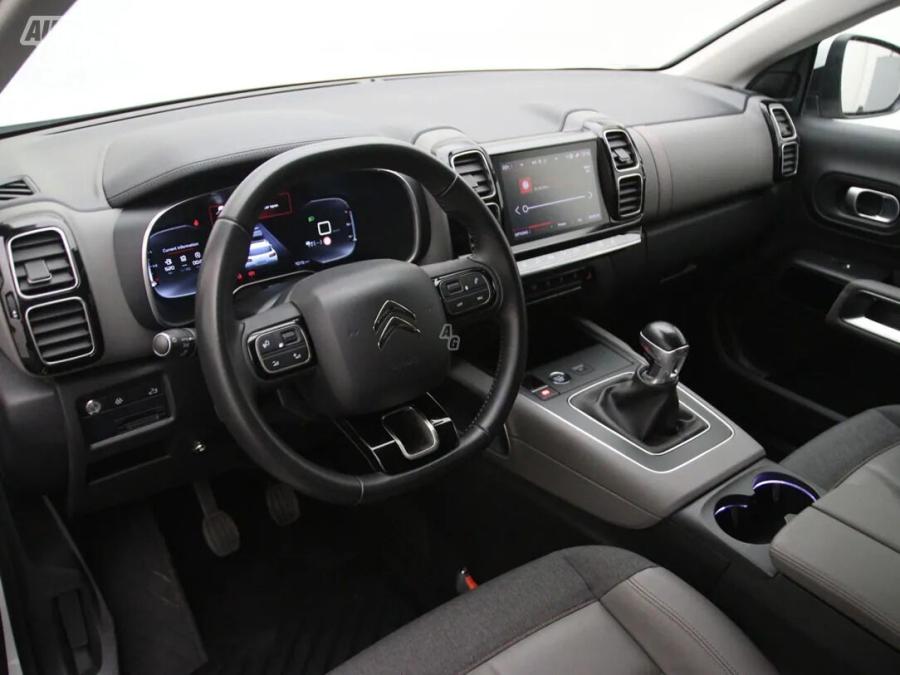 Белый Ситроен C5 Aircross 2020 в Вильнюс, объемом двигателя 1.50 л и пробегом 206 тыс. км за 11199 €, фото 17 на AUTOMOTO.COM.LV