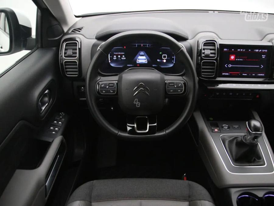 Белый Ситроен C5 Aircross 2020 в Вильнюс, объемом двигателя 1.50 л и пробегом 206 тыс. км за 11199 €, фото 18 на AUTOMOTO.COM.LV