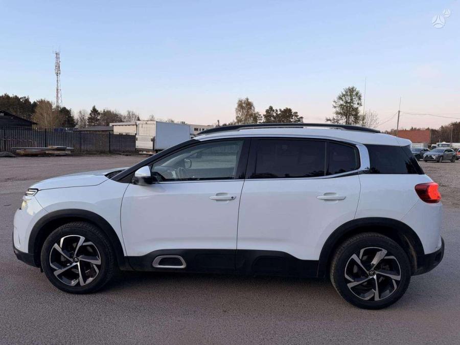 Белый Ситроен C5 Aircross 2020 в Вильнюс, объемом двигателя 1.50 л и пробегом 185 тыс. км за 10950 €, фото 9 на AUTOMOTO.COM.LV
