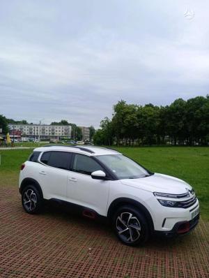 Белый Ситроен C5 Aircross 2020 в Каунас, объемом двигателя 1.50 л и пробегом 250 тыс. км за 11650 €, фото 10 на AUTOMOTO.COM.LV