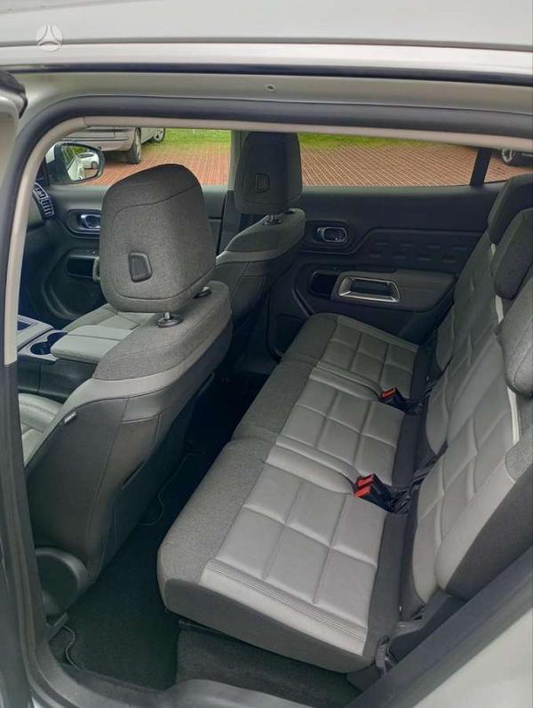 White Citroen C5 Aircross 2020 in Kaunas, with an engine capacity of 1.50 L and mileage of 250 thousand km for 11650 €, photo 10 on AUTOMOTO.COM.LV