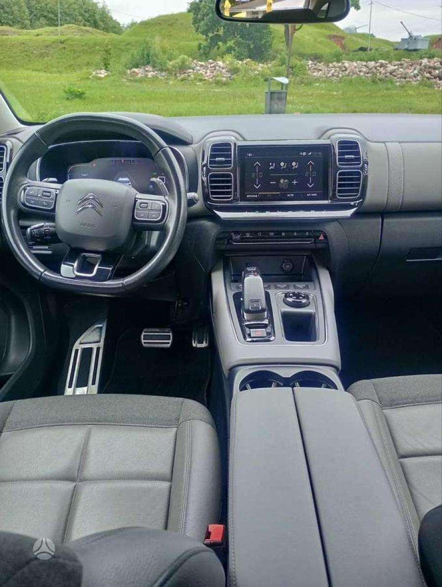 Белый Ситроен C5 Aircross 2020 в Каунас, объемом двигателя 1.50 л и пробегом 250 тыс. км за 11650 €, фото 13 на AUTOMOTO.COM.LV